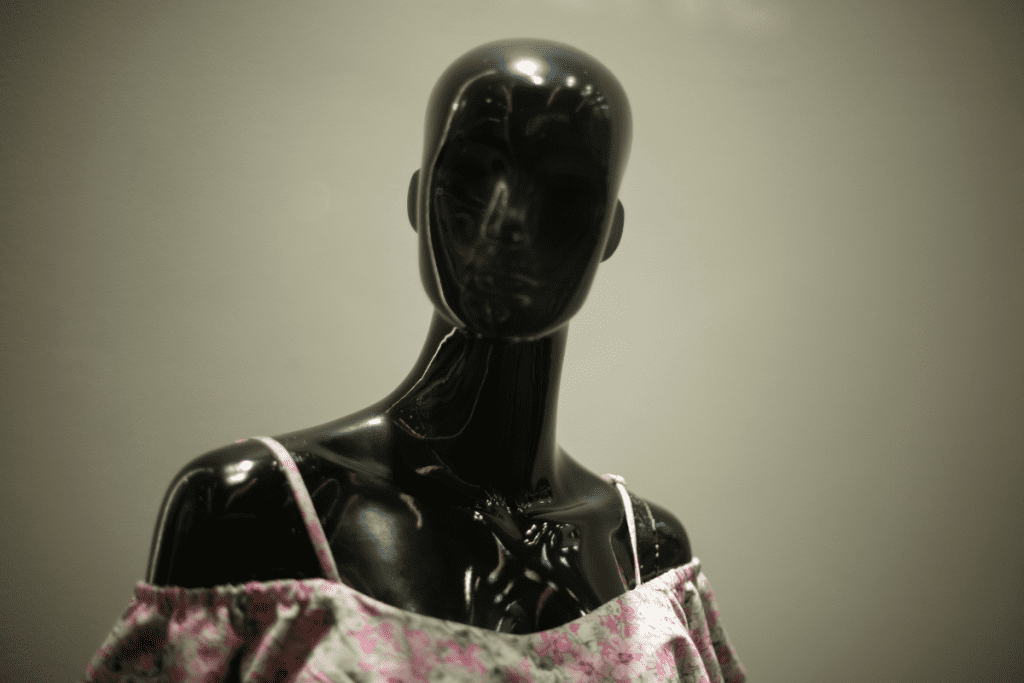 Understanding Mannequin Finishes: Glossy, Matte, and more | Proportion ...